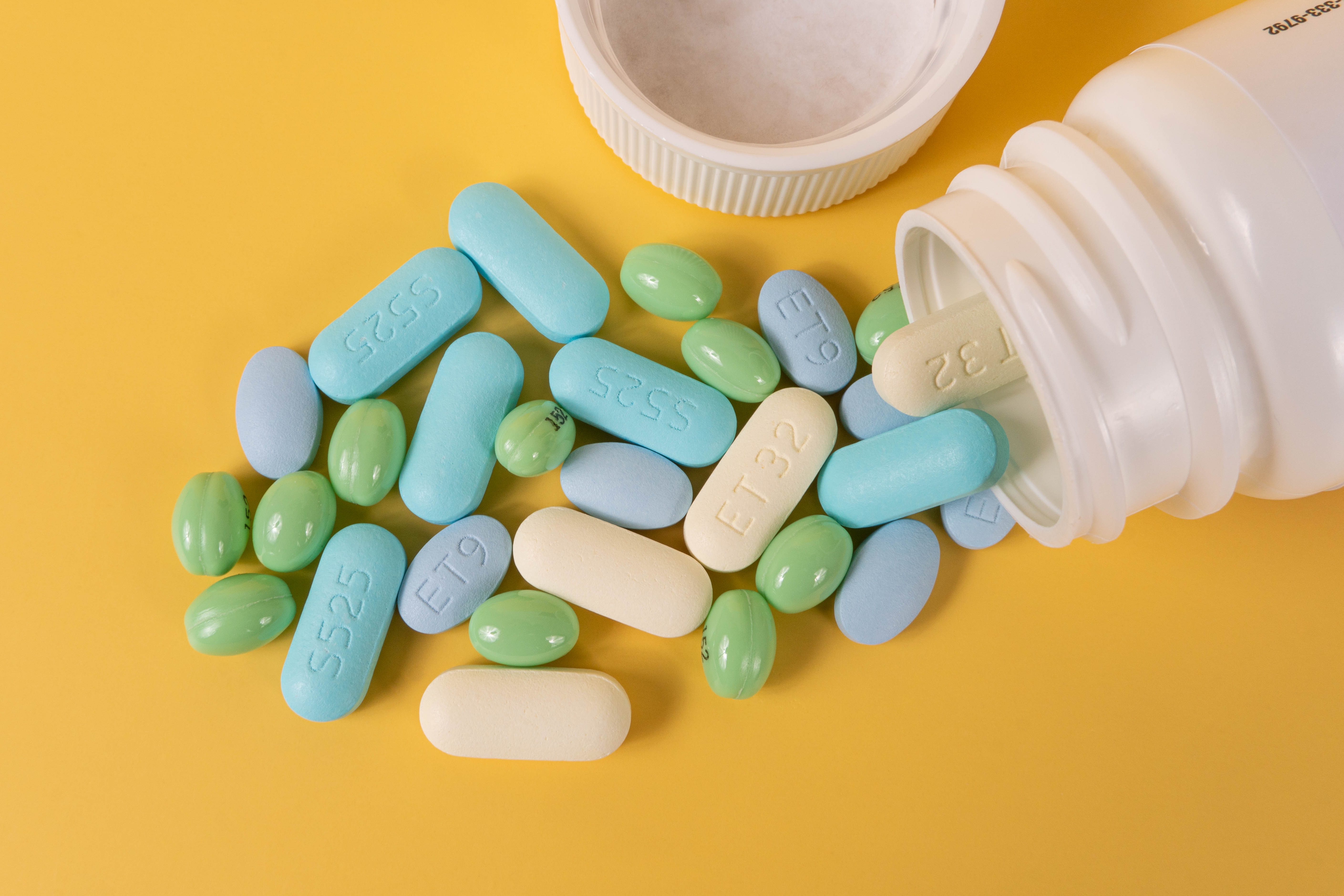 Essential Tips for Managing Multiple Medications - pillo blog