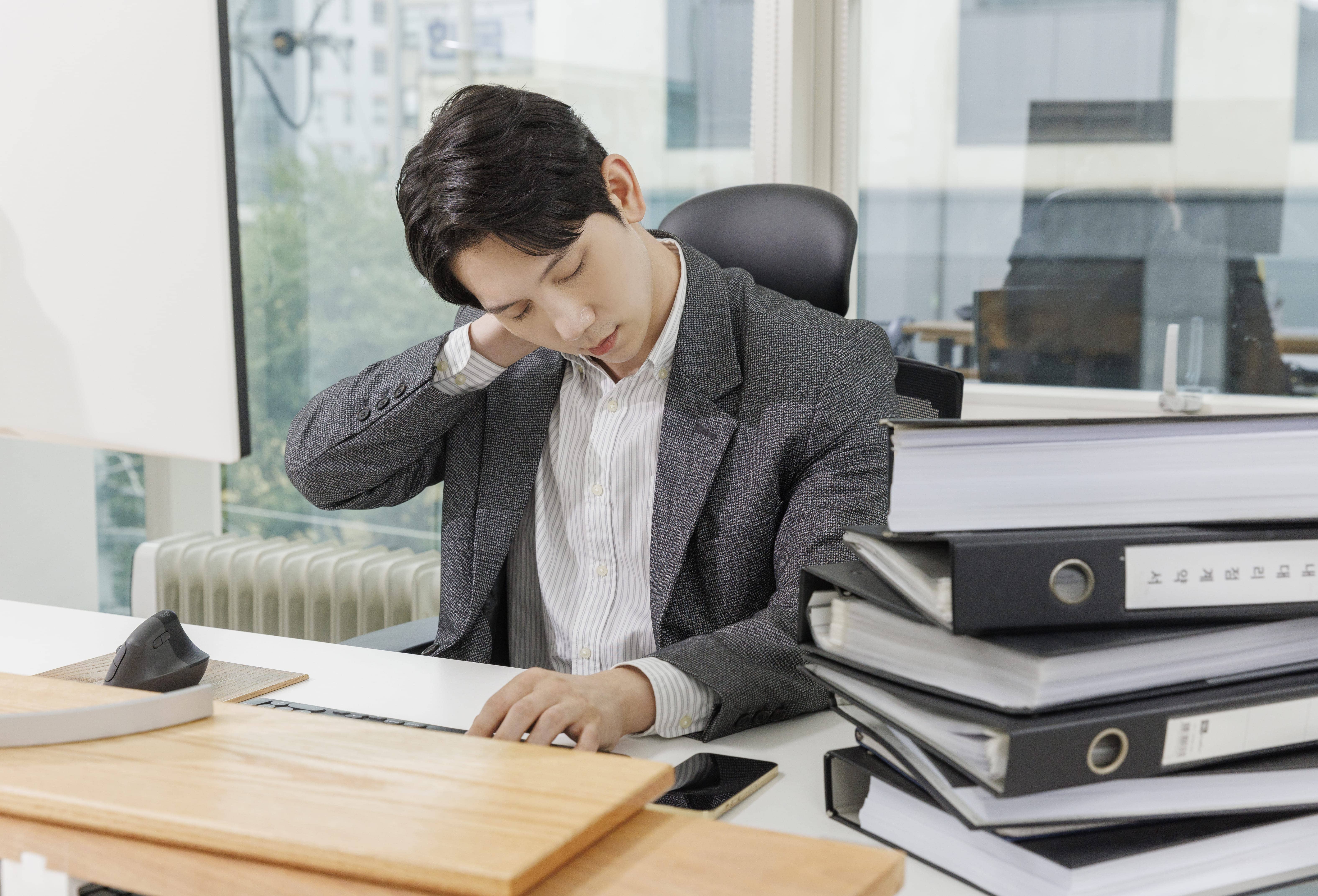 사무직 직원을 위한 최고의 회사 복지, 근골격계 테라피 - Dallem 블로그